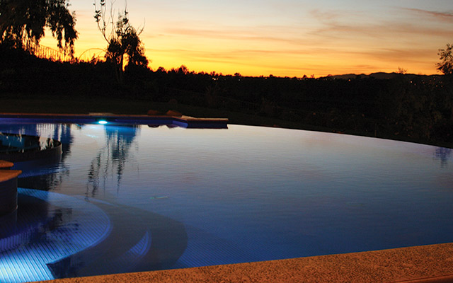 A Pocket Guide to Building Vanishing Edge Pools | AQUA Magazine