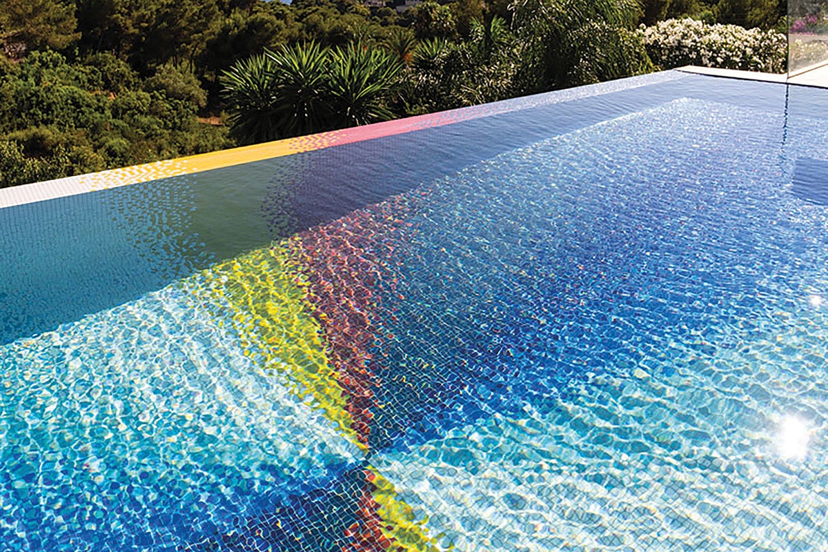 Moving Mosaics | AQUA Magazine