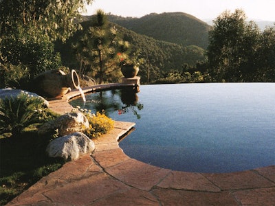 Reviewing Vanishing-Edge Design Protocol - The Pool Life