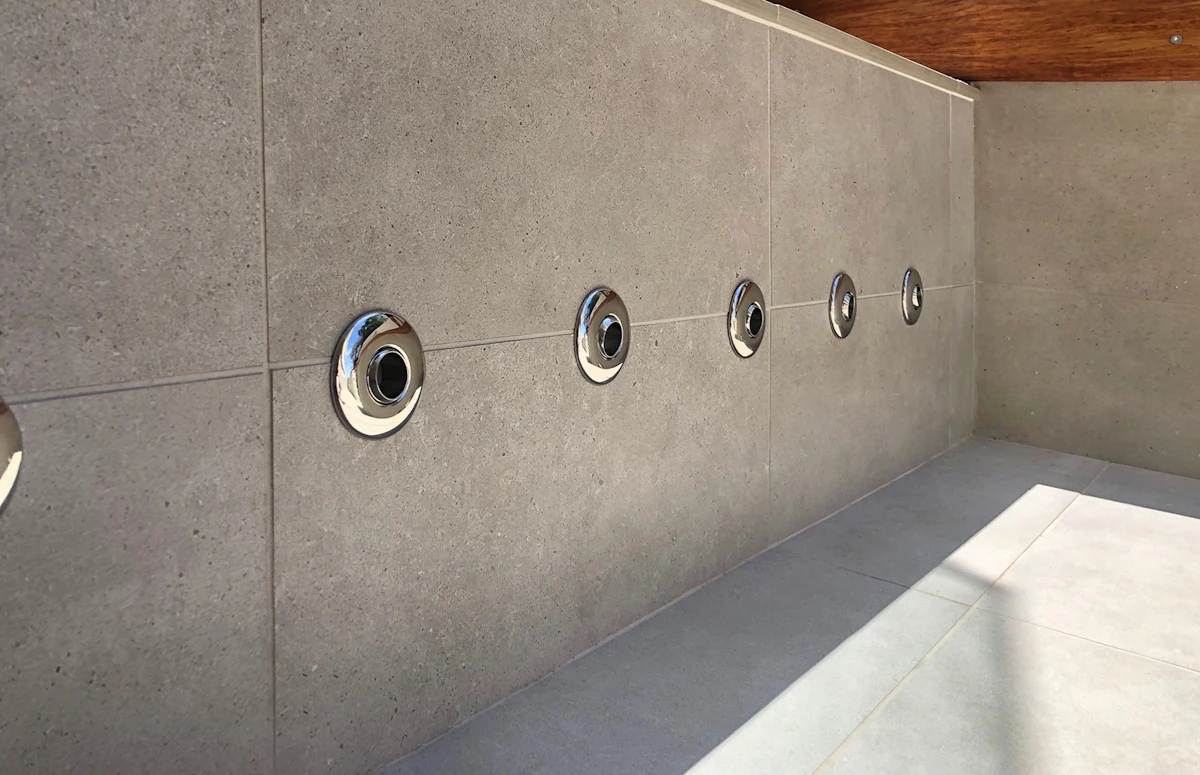 Flolux: FloJet Inlet Returns and Spa Jets | AQUA Magazine